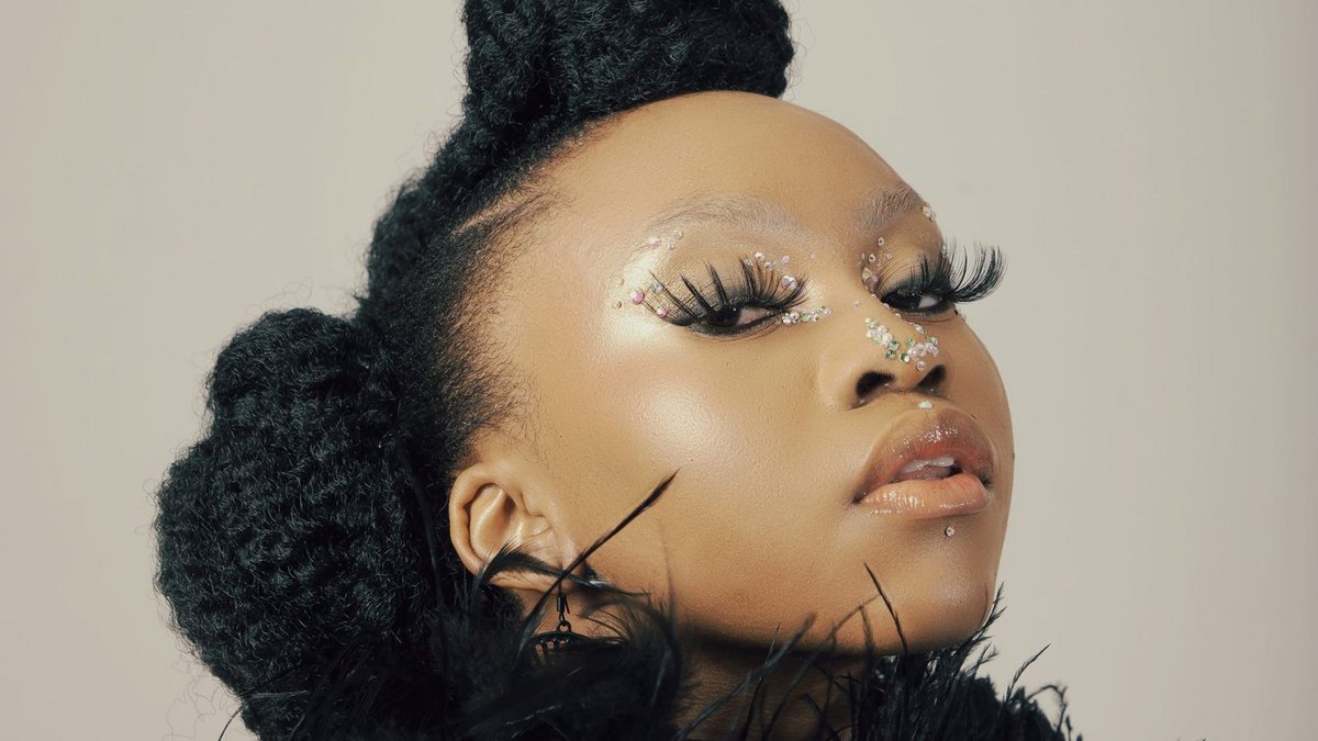 Mwanjé Uses Her Music & Visuals To Explore Afrofuturism, Black Feminity ...
